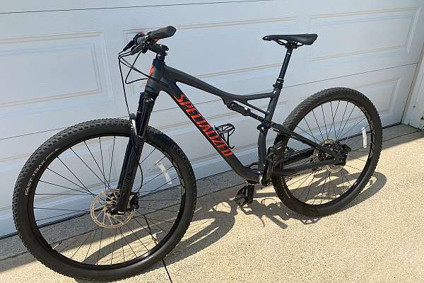 2018 Specialized epic 29er, L size, with upgrades