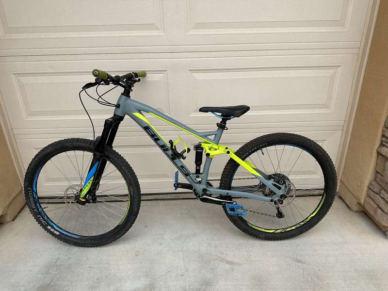 Awesome High End Features on this 2020 Mountain Bike