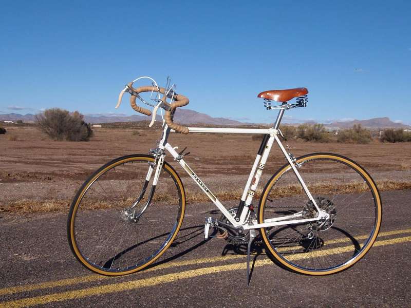 Beautiful Fully Refurbished 1975 Peugeot UO-8 Touring 10 speed